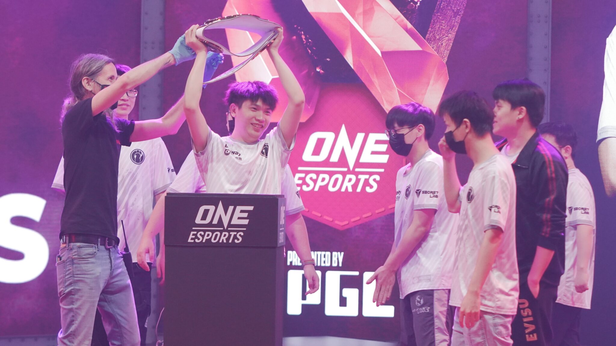 Invictus Gaming gabung MLBB esports! Bisa langsung jumpa ONIC PH | ONE Esports Indonesia