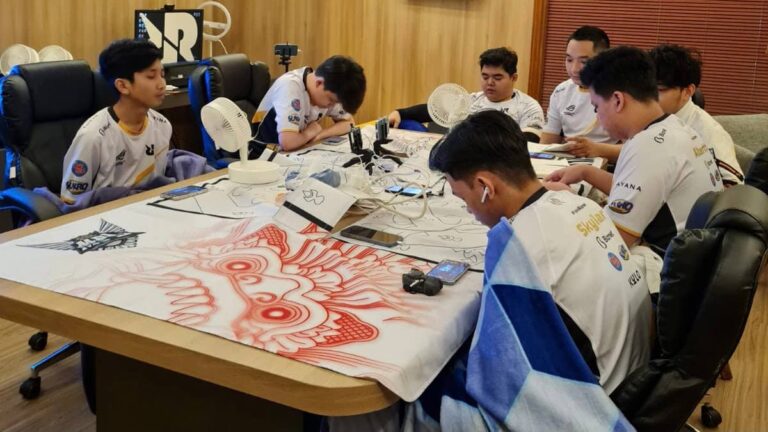 Eksklusif: Alasan Lemon punya kamar pribadi di GH RRQ | ONE Esports ...