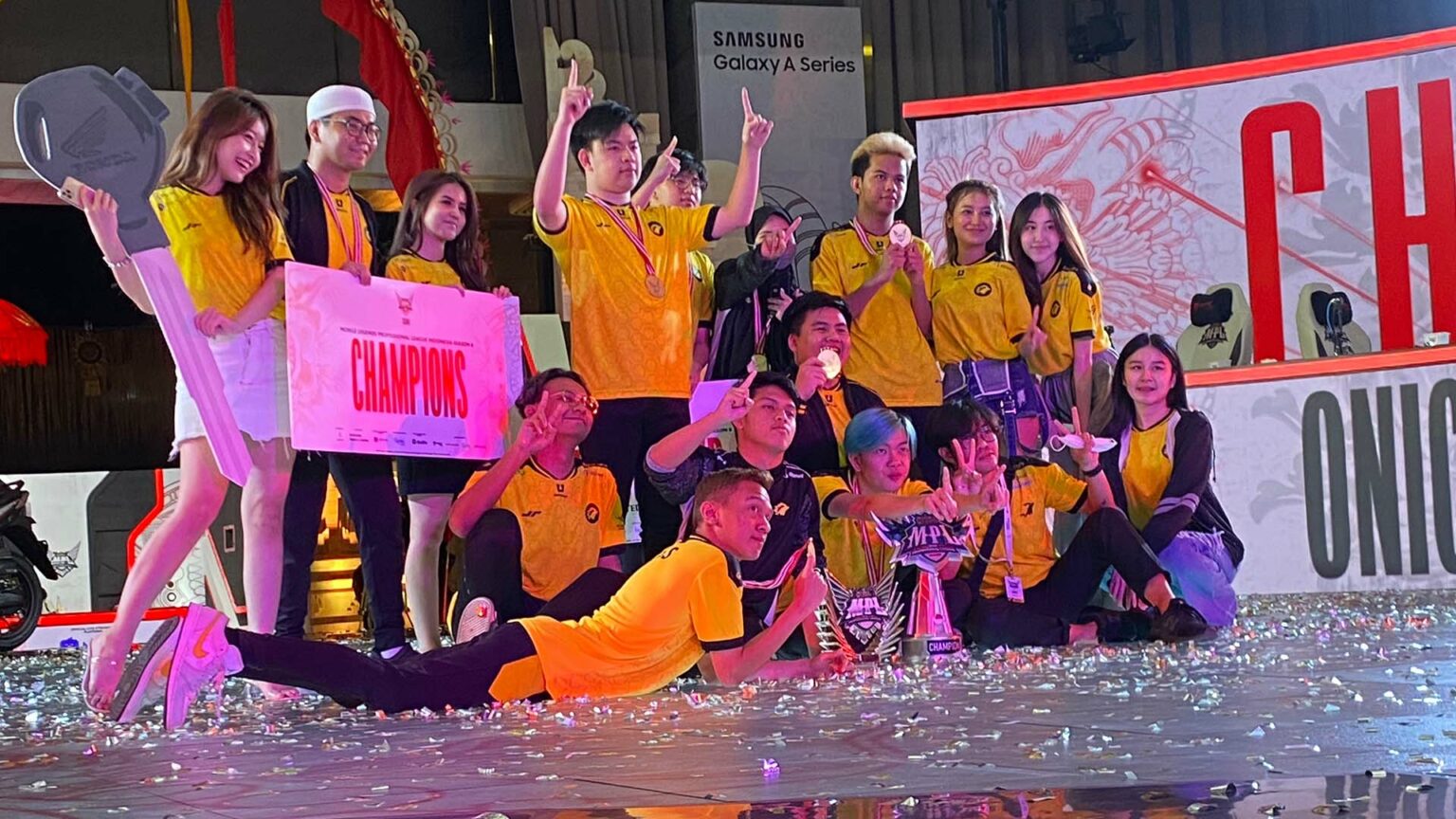 ONIC Esports dukung ekspansi pemain Filipina ke MPL ID, tapi.... | ONE ...