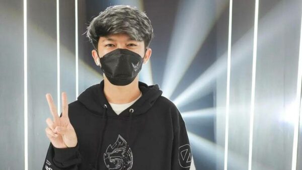 Debut Jamet istimewa, Aura Fire tundukkan Geek Fam ID | ONE Esports ...