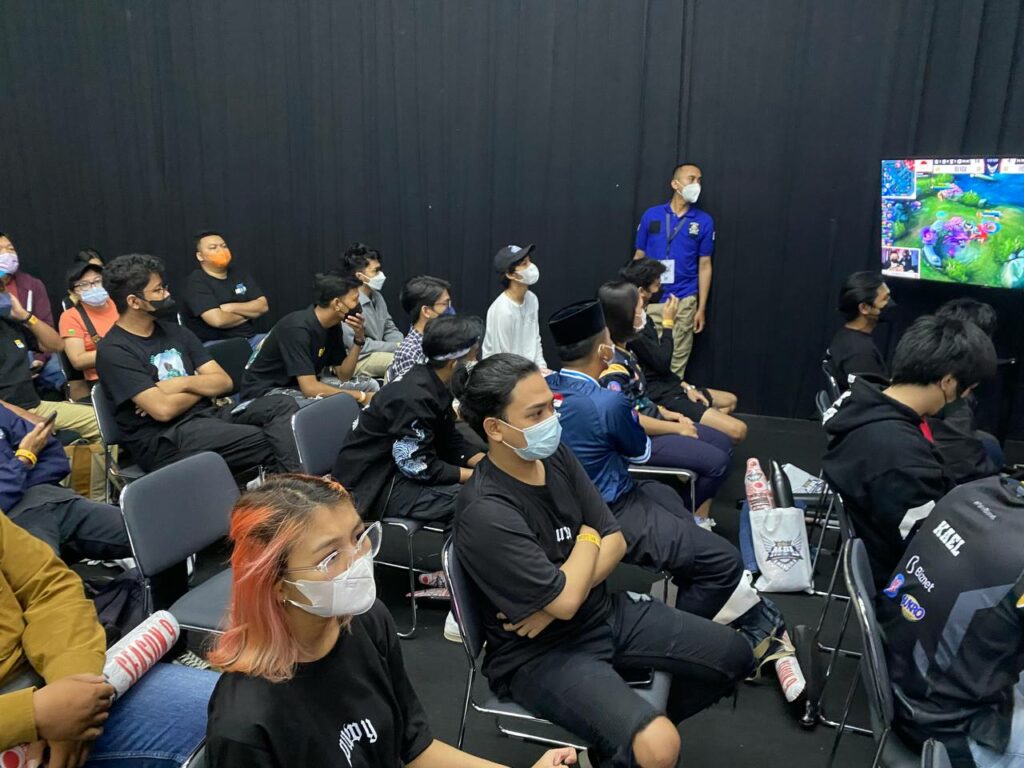 Galeri foto EVOS Legends vs RRQ Hoshi El Clasico Jilid 2 MPL ID S9 | ONE Esports Indonesia