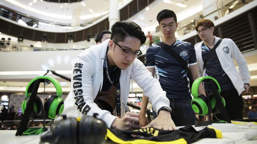 Cerdas! JPL gunakan battle spell Arrival untuk Angela di SEA Games 2021 ...