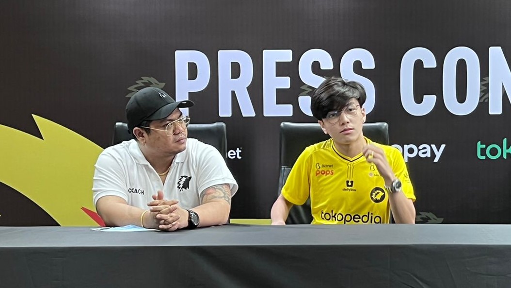 Coach Yeb tinggalkan ONIC Esports, titip pesan mengharukan | ONE Esports Indonesia