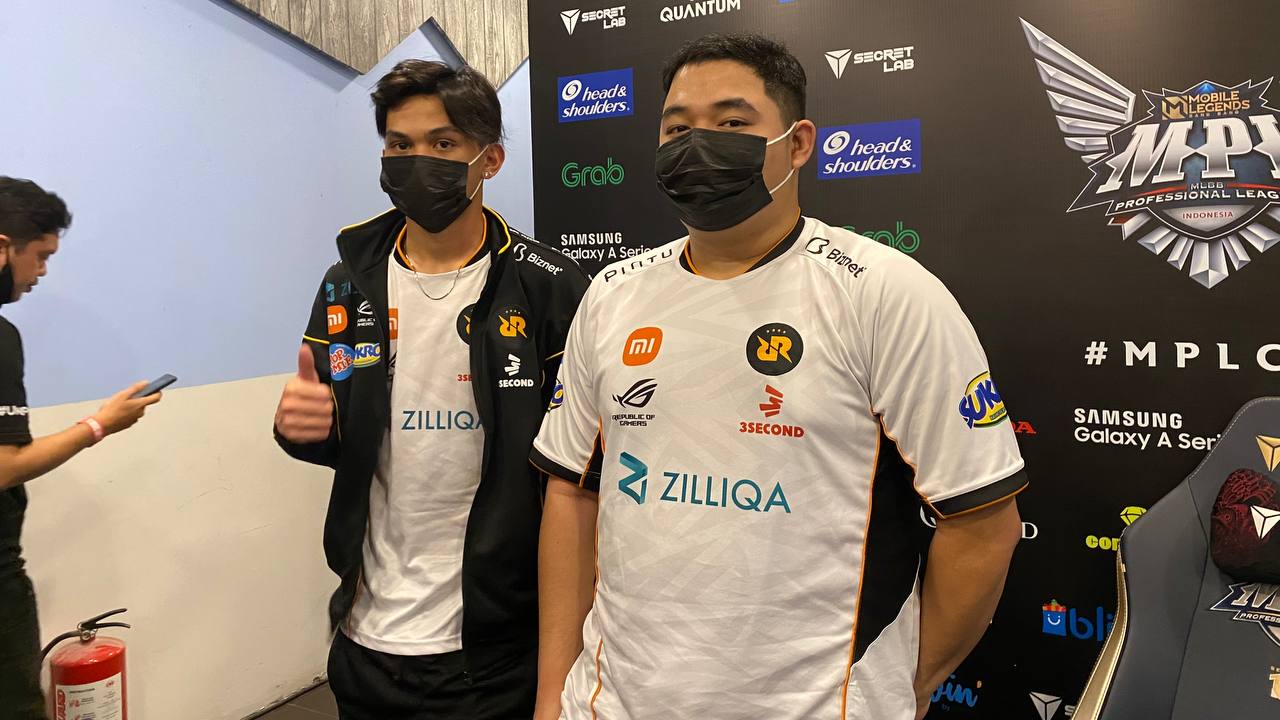 RRQ Hoshi tekuk Bigetron Alpha, R7 beberkan kuncinya | ONE Esports ...