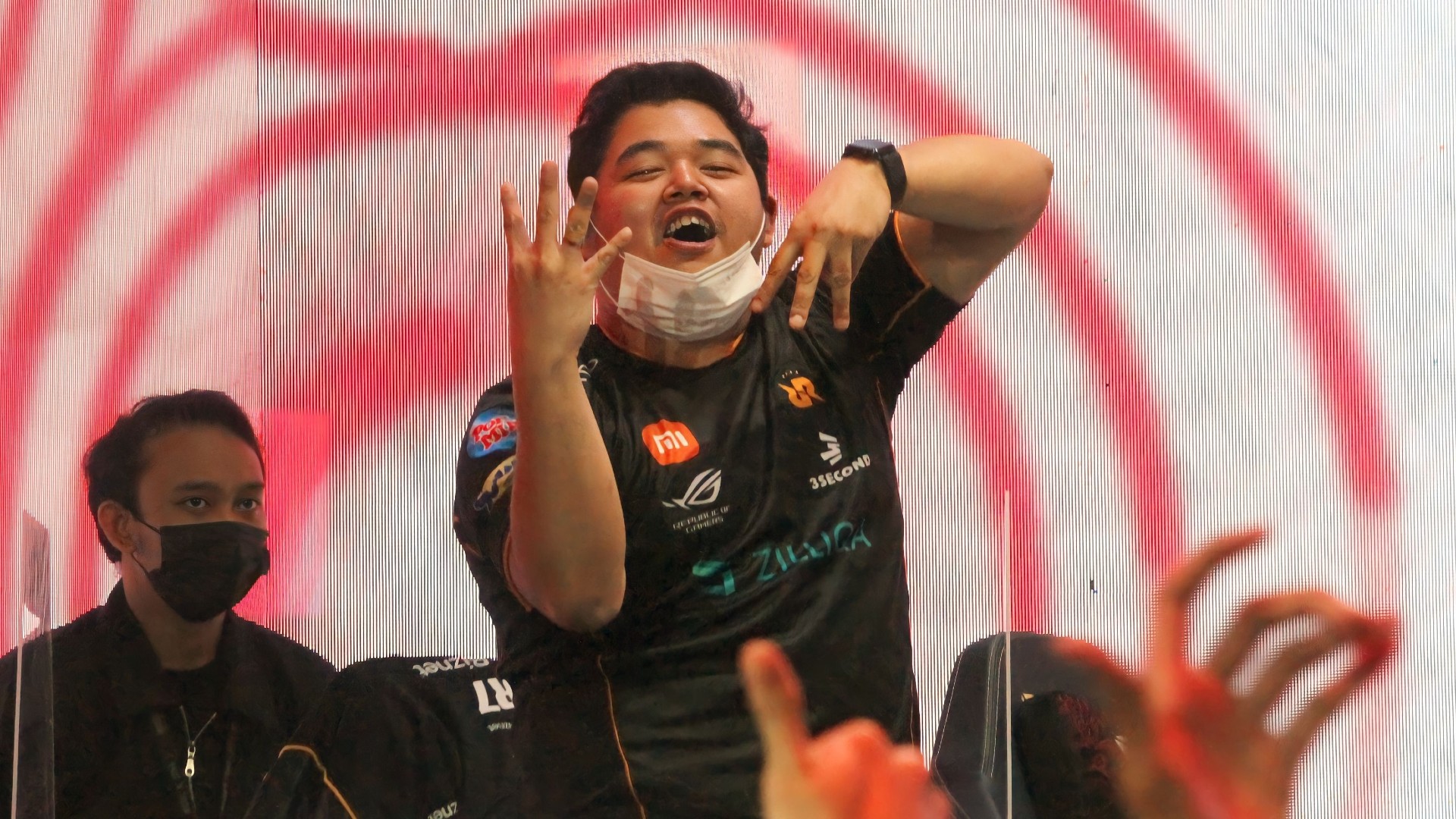 Inilah emblem tank terbaik untuk EXP laner menurut R7 | ONE Esports ... Inilah emblem tank terbaik untuk EXP laner menurut R7 | ONE Esports ...