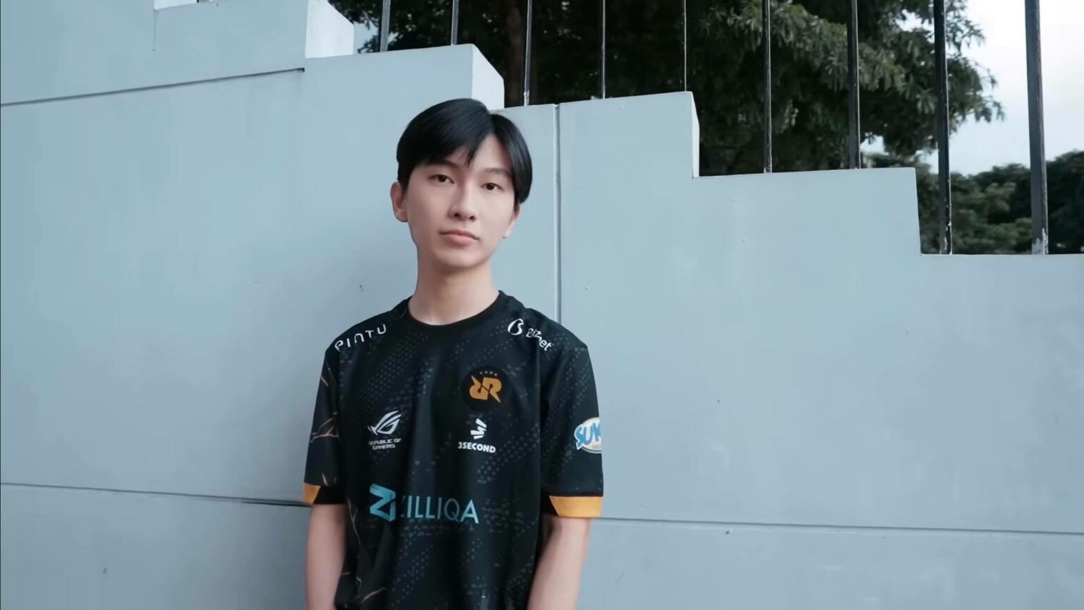 Profil dan biodata BTR Kenn: Berlian temuan Starlest! | ONE Esports ...
