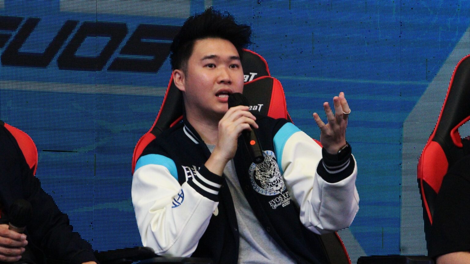 EWCF Club Partner Program: U$D20 juta untuk 40 tim esports! | ONE ...