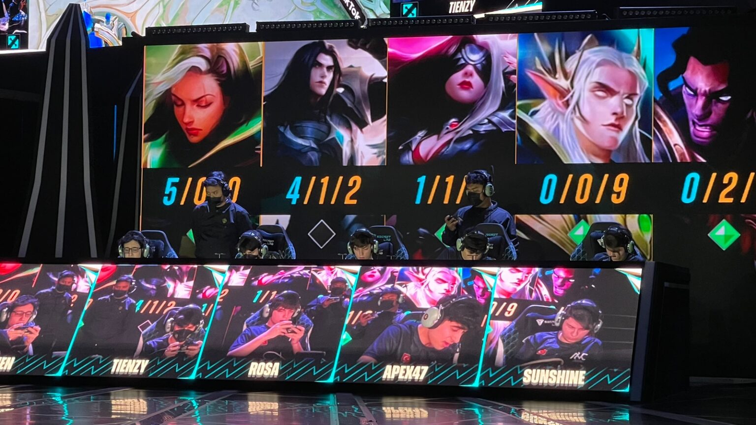 META UBE Incendio Supremacy mulus, Juara MPL MY diusir dari M4 | ONE ...