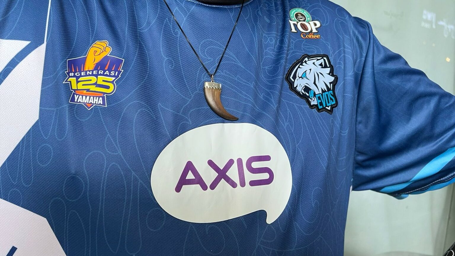 Keren! Jersey baru EVOS kolaborasi futuristik dengan sastra Jawa | ONE ...