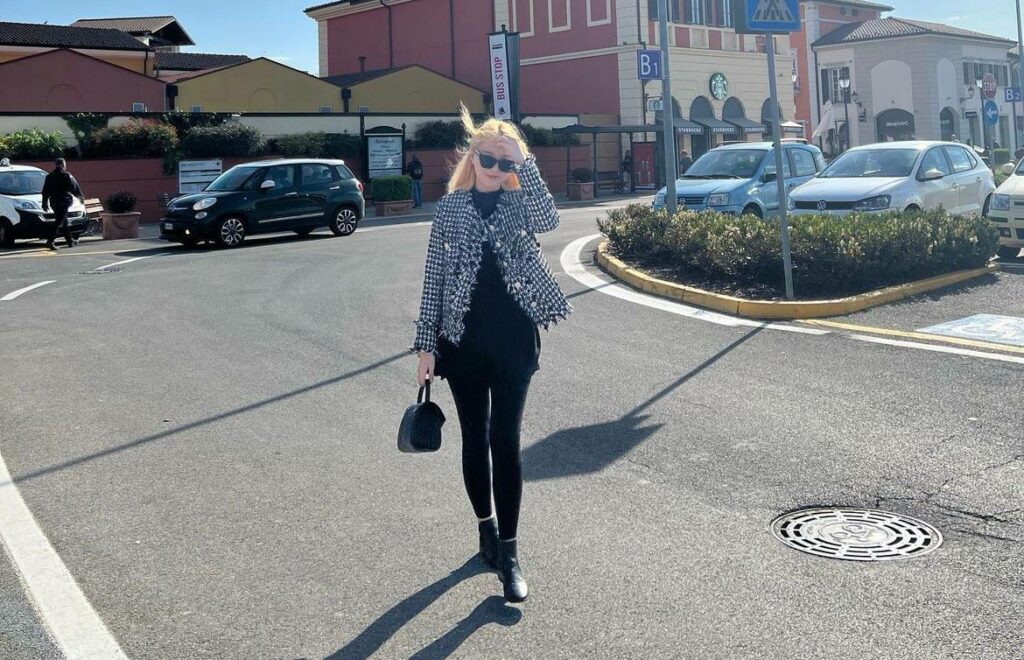 Tampilan baru Vior, makin mirip Krystal Jung! | ONE Esports Indonesia