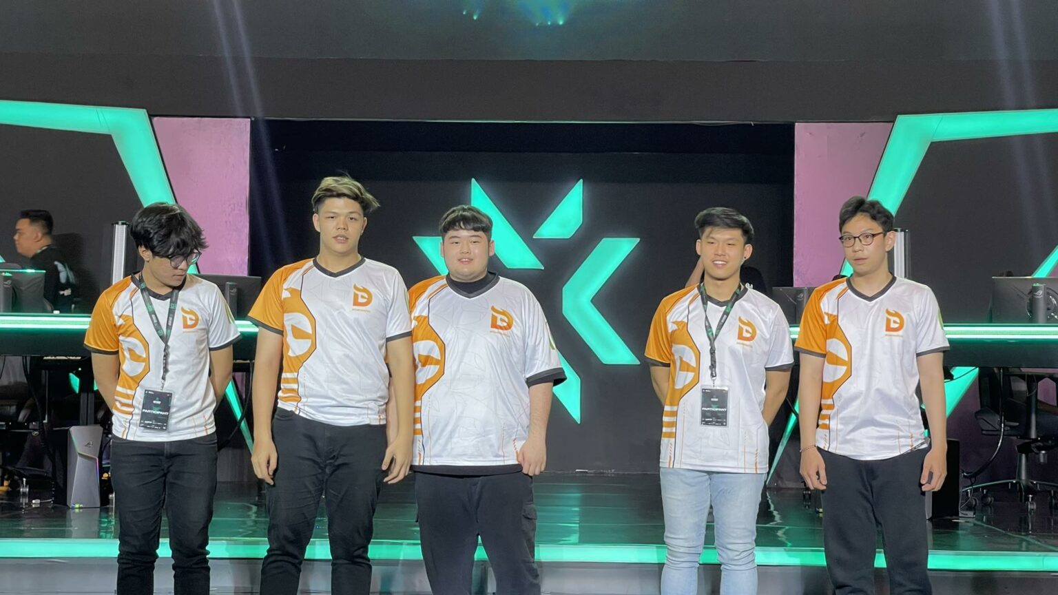 Eksklusif: Campur aduk perasaan Pak AP lihat RRQ Ray4c di VCL ID Split ...