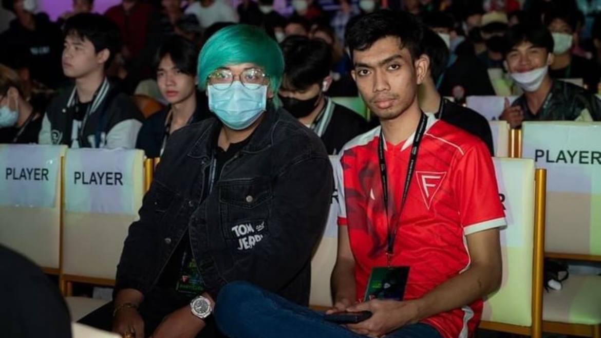 Pelatih baru RRQ jadi penyambung lidah Naomi dan tim? | ONE Esports ...