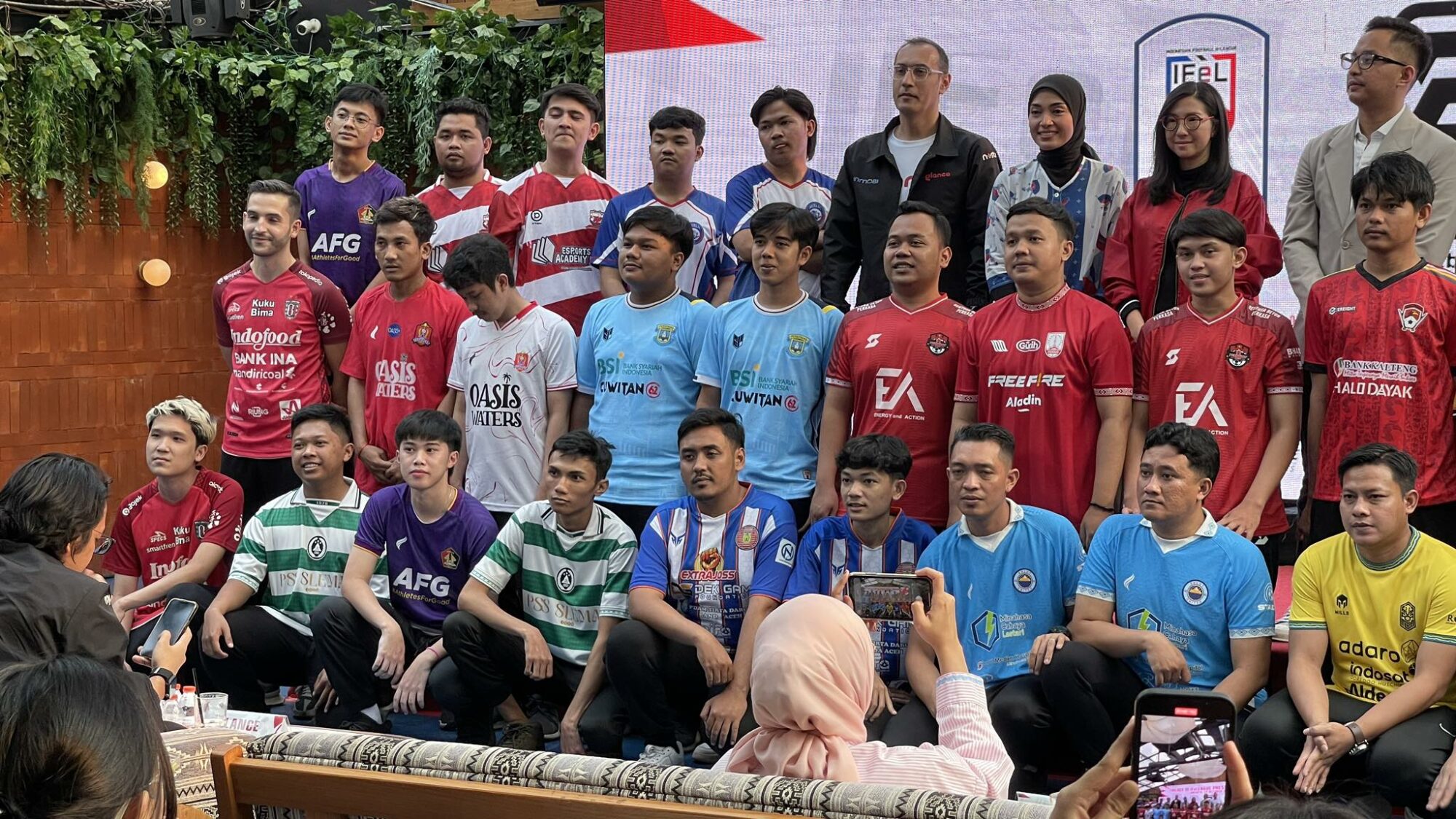 Daftar tim Grand Final Glance Trilogy of IFeLeague 2023 | ONE Esports ...