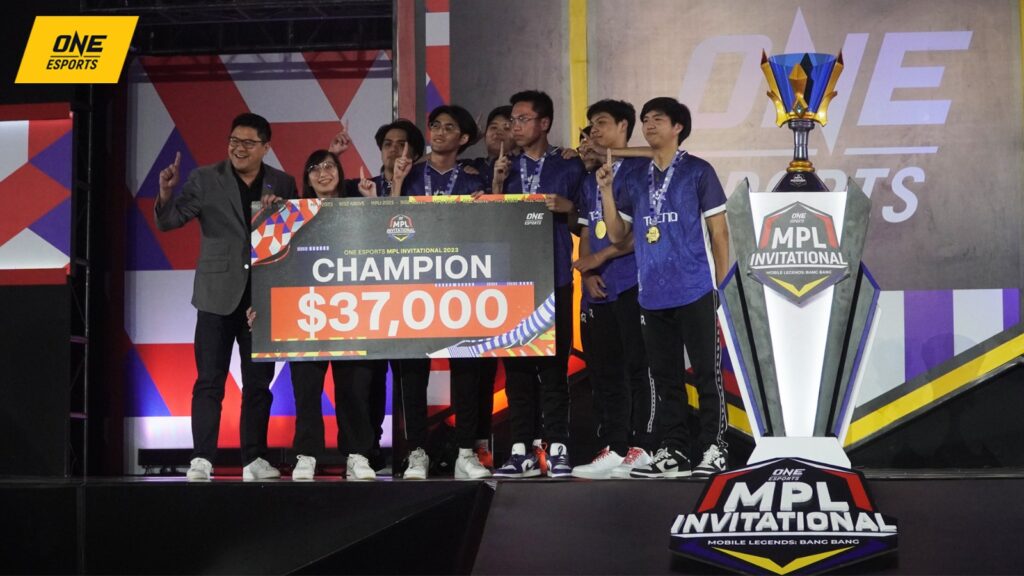 EKSKLUSIF Galeri Foto RSG PH juara MPLI 2023 | ONE Esports Indonesia