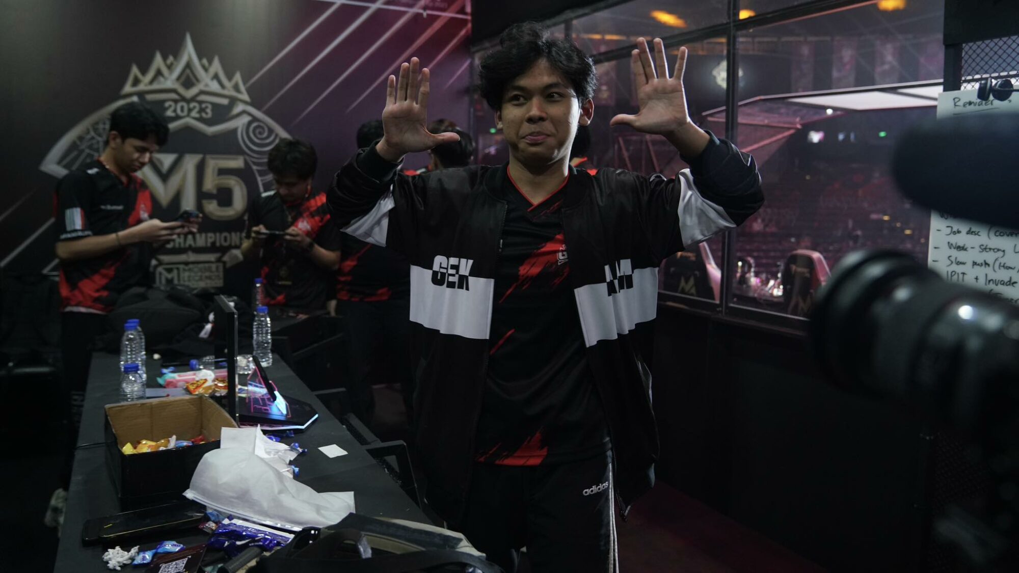 Aboy jungler baru Geek Fam, pengganti sementara Nnael | ONE Esports ...