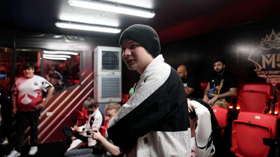 DeVu SAWO: SunsetLover punya skill dewa, harus ke Indonesia! | ONE ...