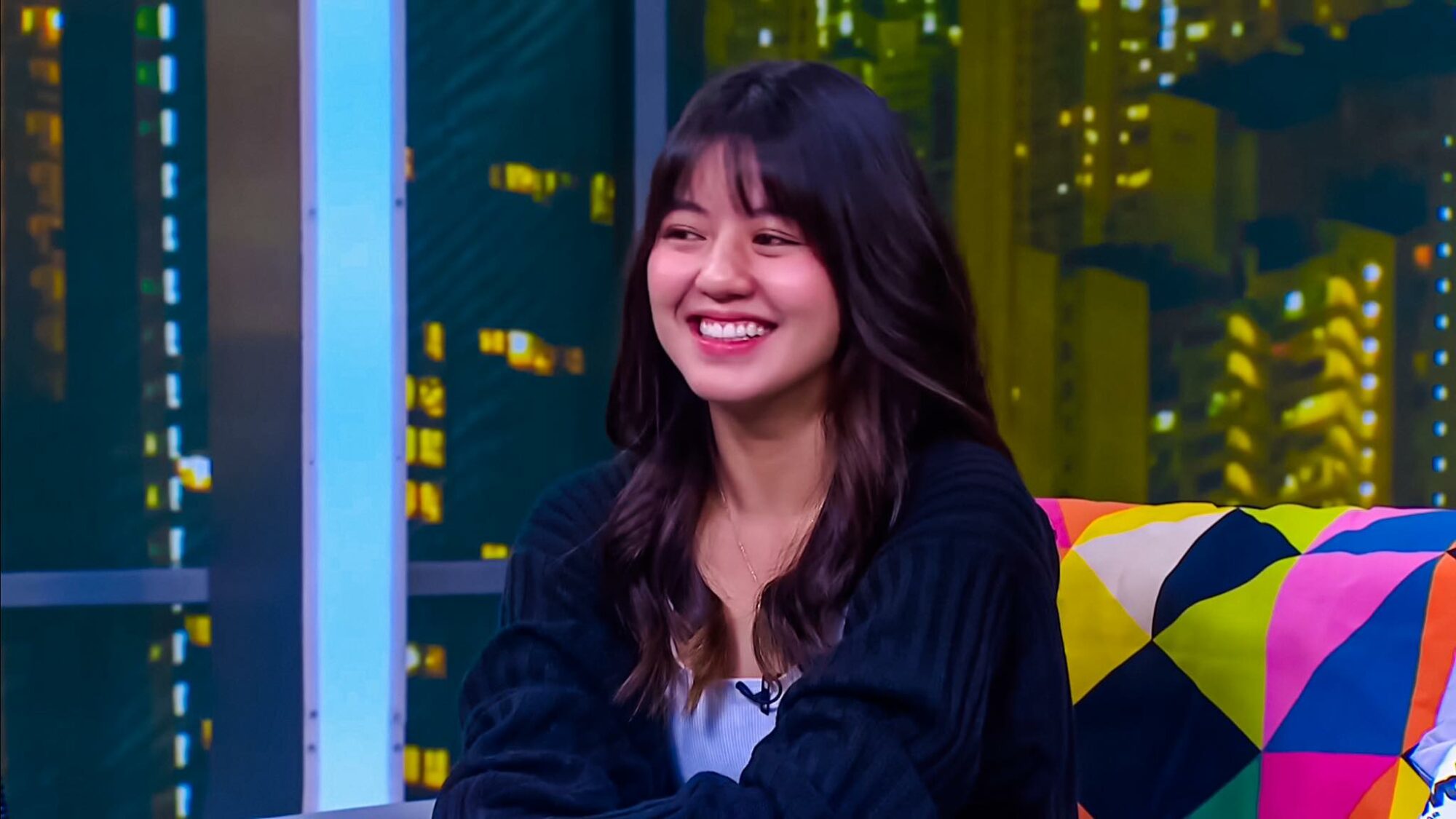 Profil dan biodata Vonzy: Brand Ambassador hits dan multitalenta | ONE Esports Indonesia