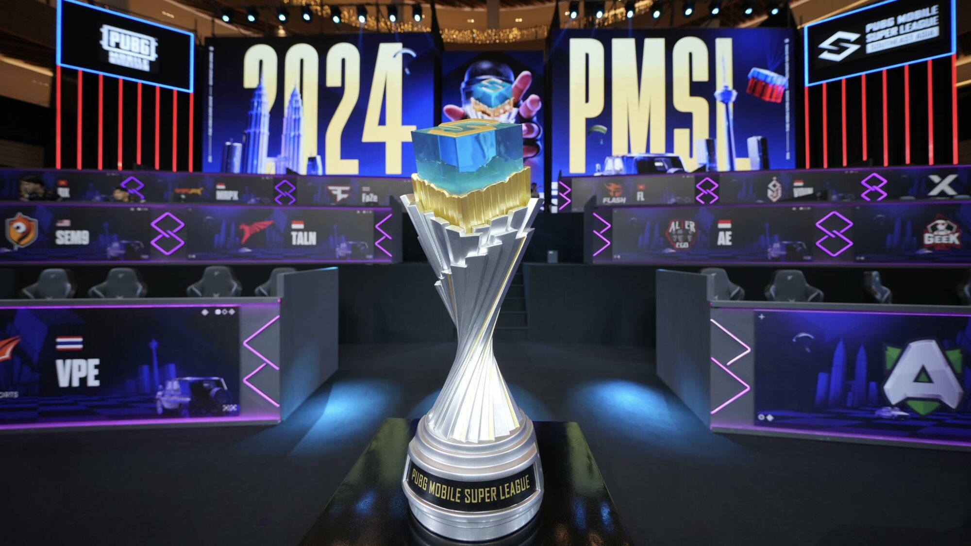 Daftar juara PMSL dari musim ke musim | ONE Esports Indonesia