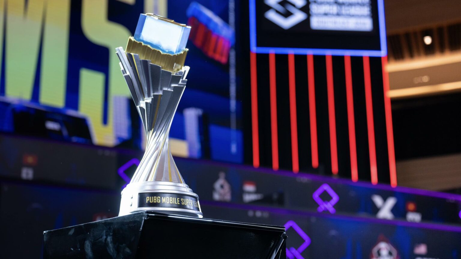 Daftar juara PMSL dari musim ke musim | ONE Esports Indonesia