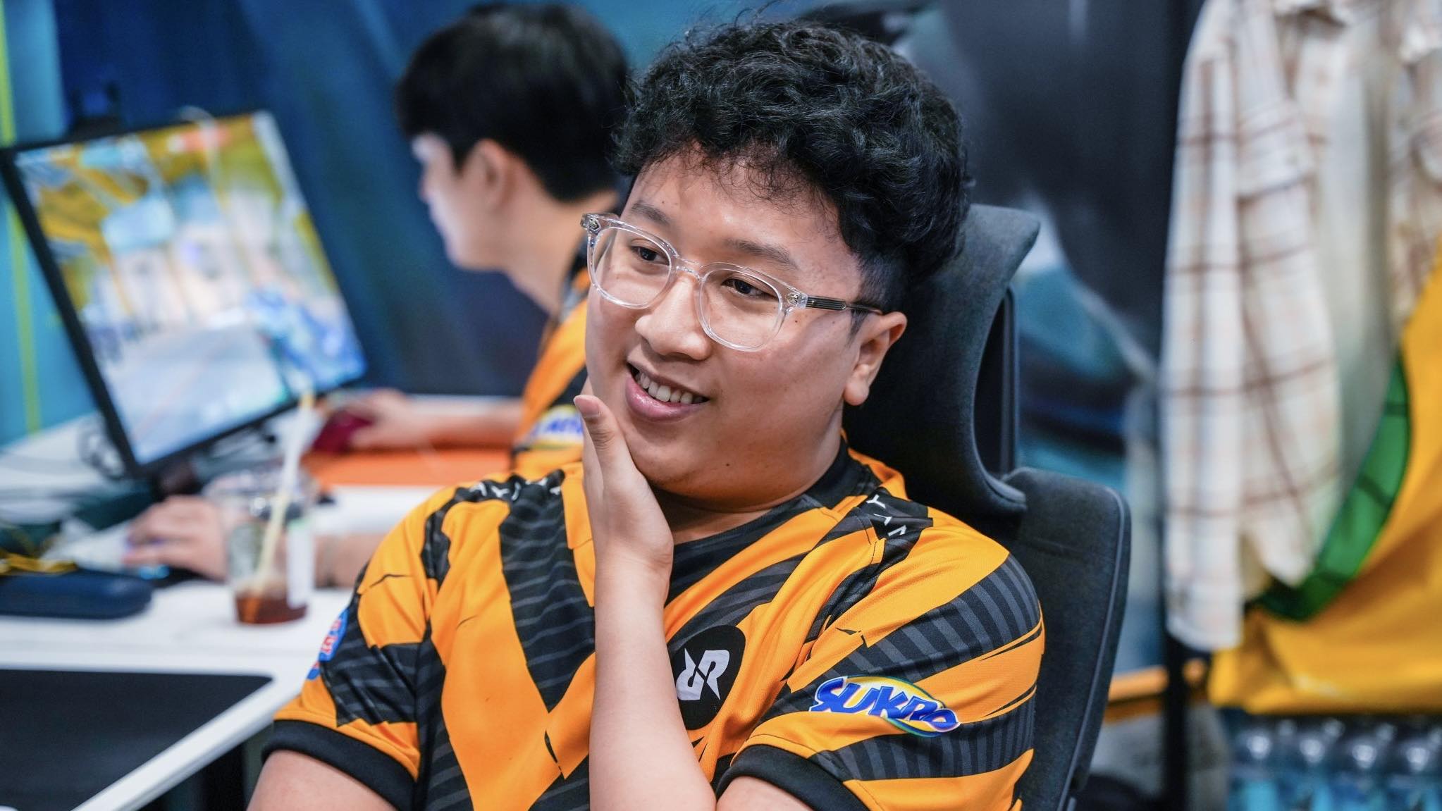 RRQ ganti roster? Fl1pzjder tinggalkan lineup utama | ONE Esports Indonesia