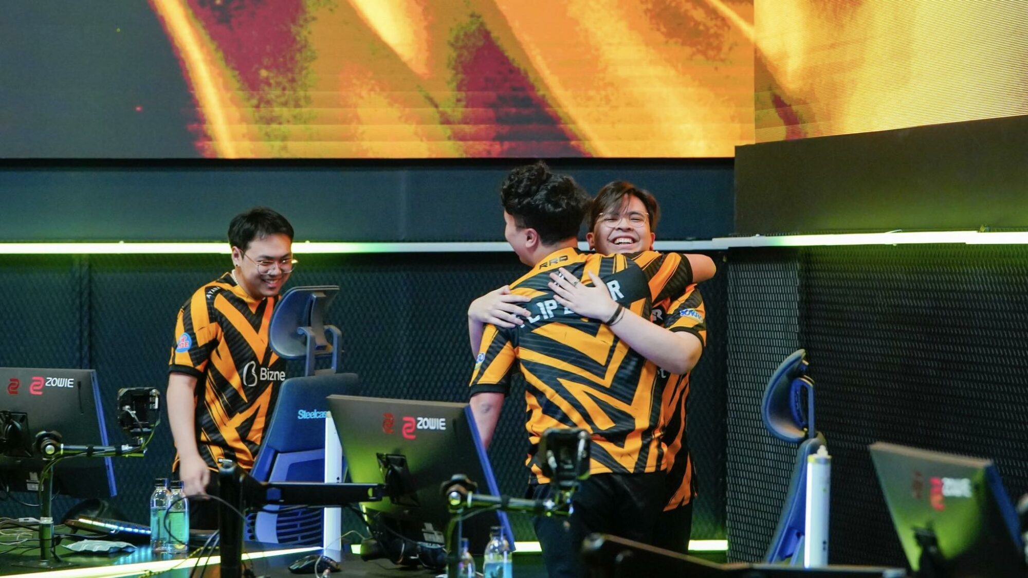 RRQ ganti roster? Fl1pzjder tinggalkan lineup utama | ONE Esports Indonesia