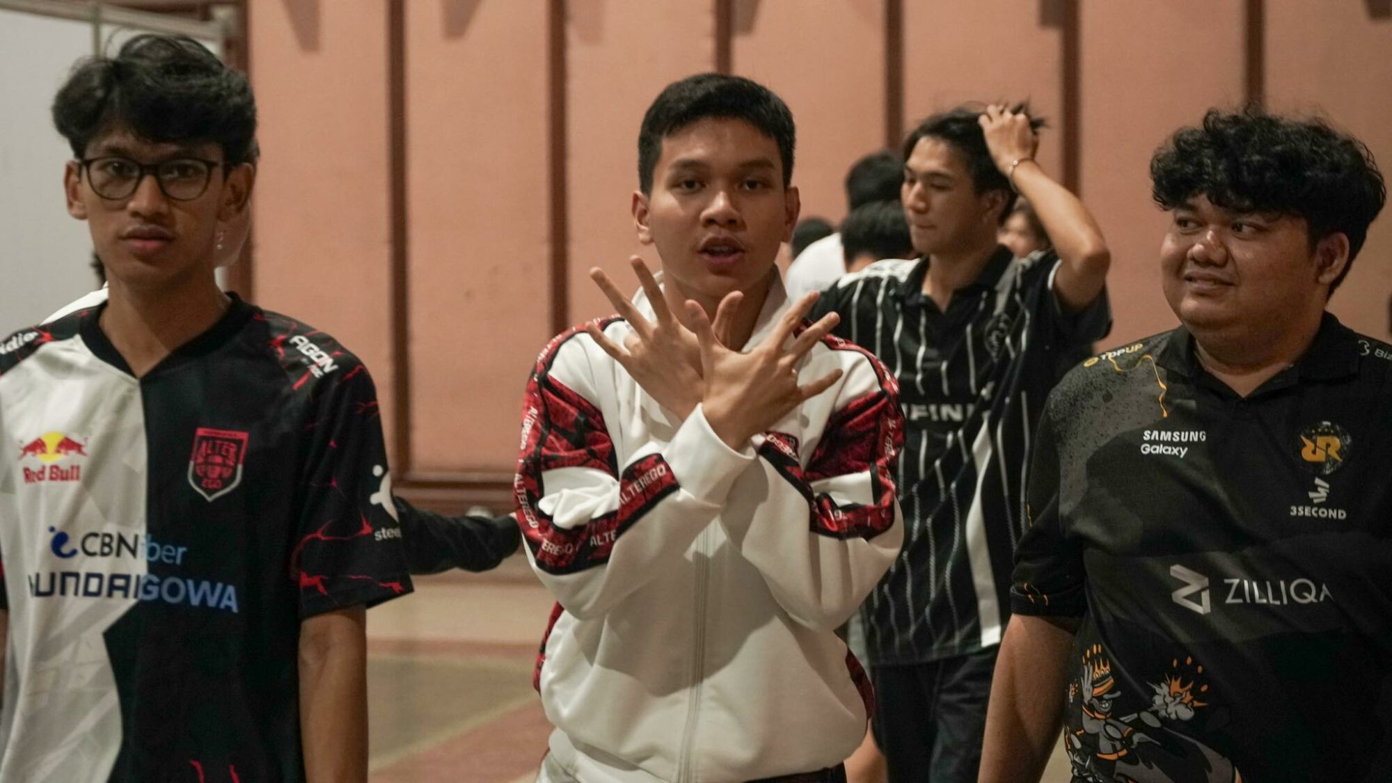 Hans4you: Lawan mau nabrak Alter Ego? Mereka yang rata! | ONE Esports ...