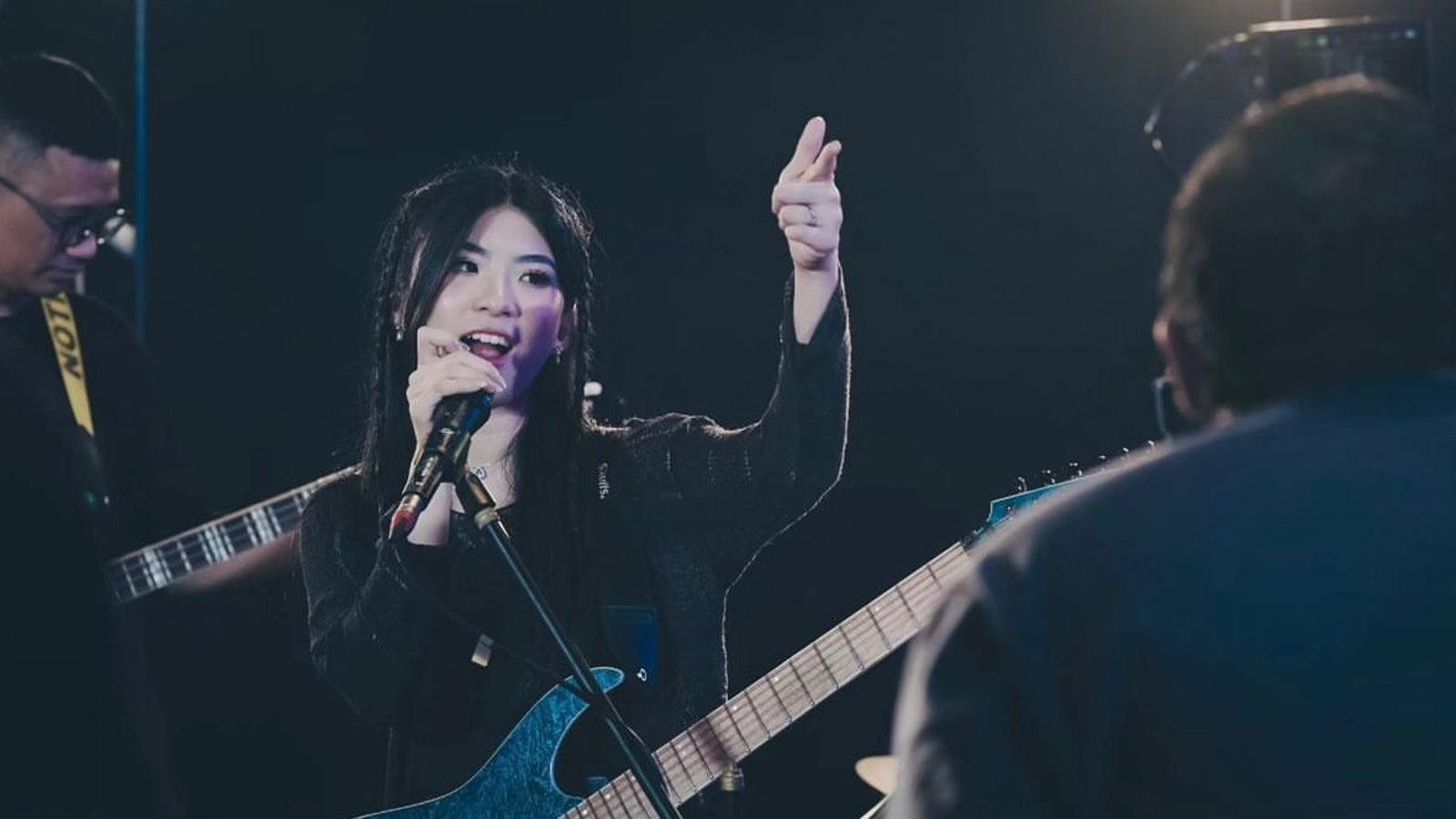 Kisah menarik di balik Anthem baru RRQ dari Pak AP dan Heiakim | ONE ...