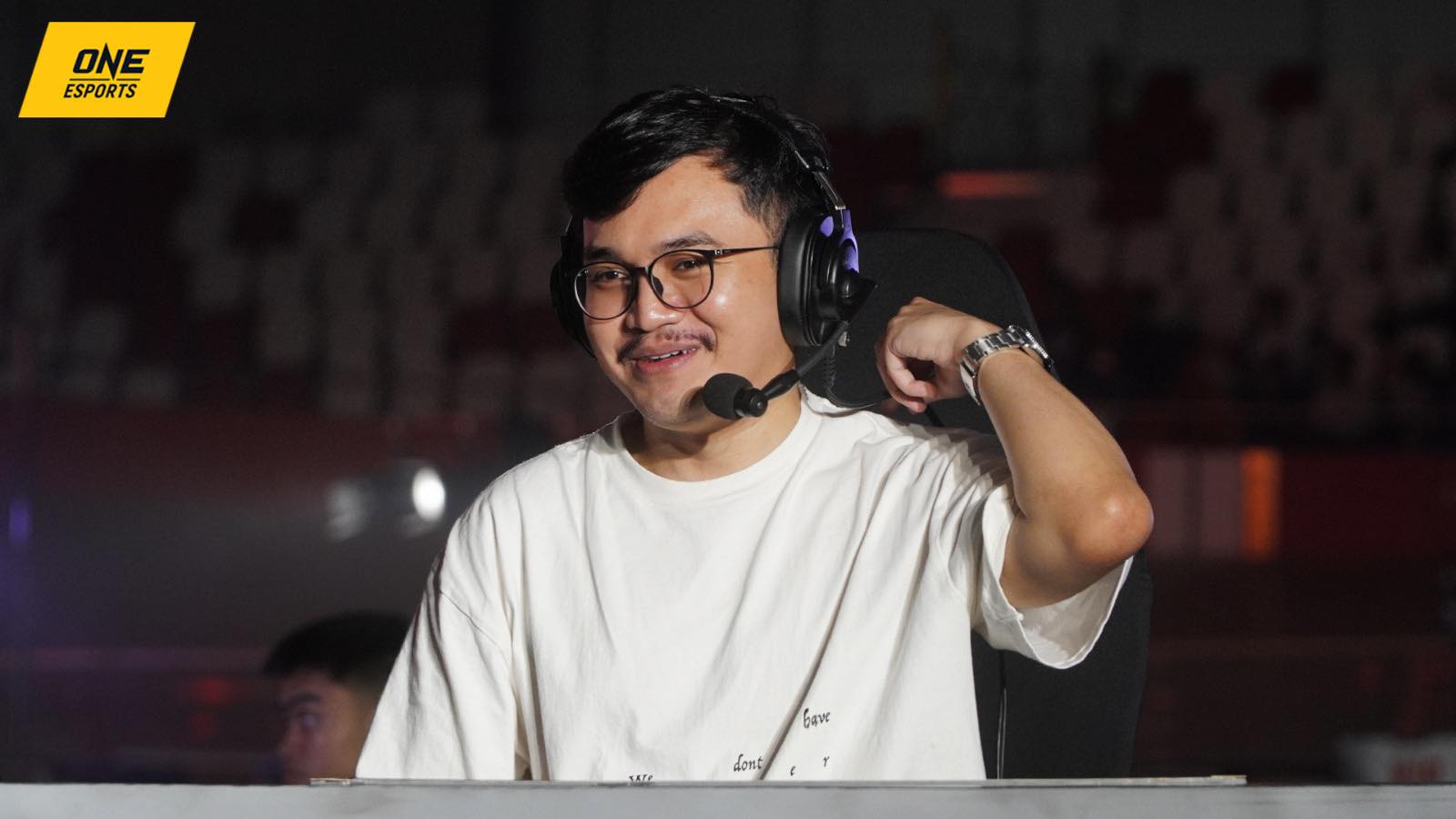Profil dan biodata Mas Ade: Analis juara dunia, streamer papan atas | ONE Esports Indonesia