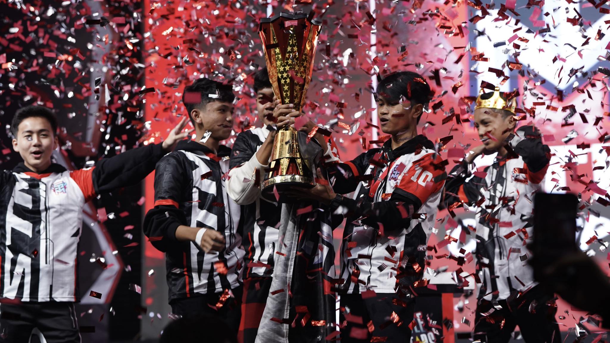 STM juara Battle of Stars Free Fire, Antiban dibuat tak berkutik! | ONE ...