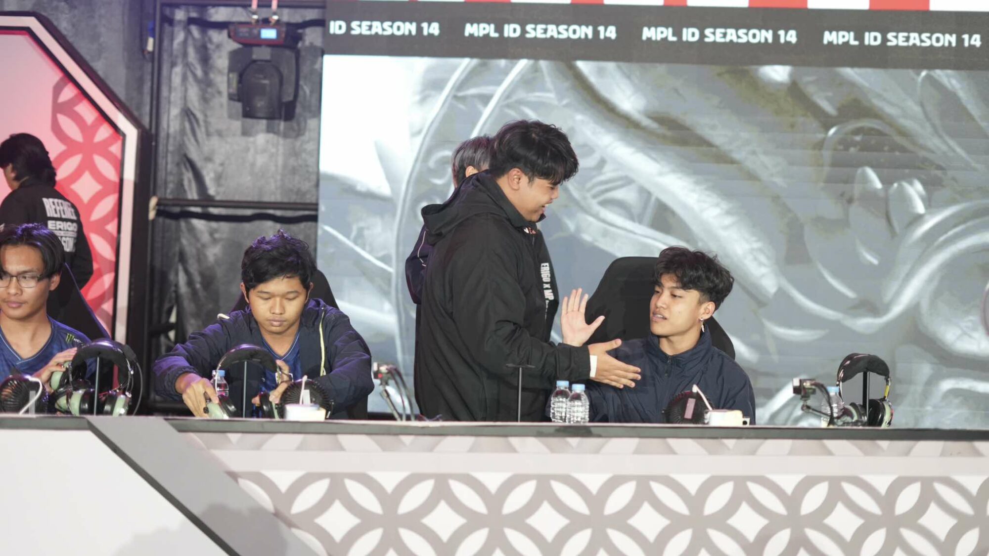 Profil dan biodata Faviannn: Jungler nyentrik OP, spesialis solo kill ...