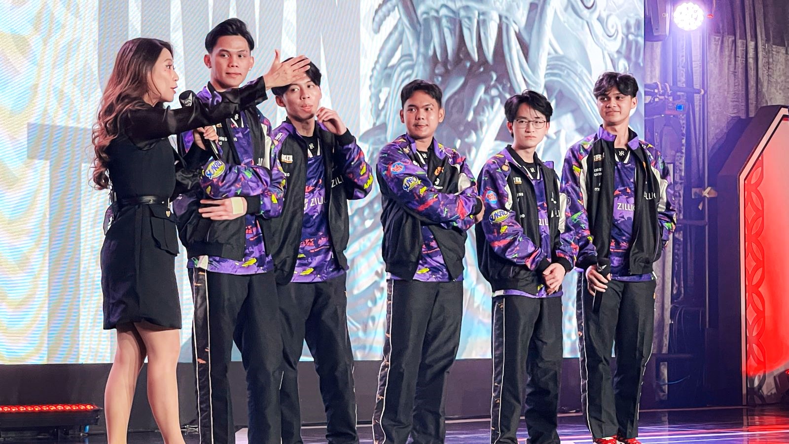 RRQ Hoshi lolos playoff MPL ID S14, Pak AP beri peringatan | ONE Esports Indonesia