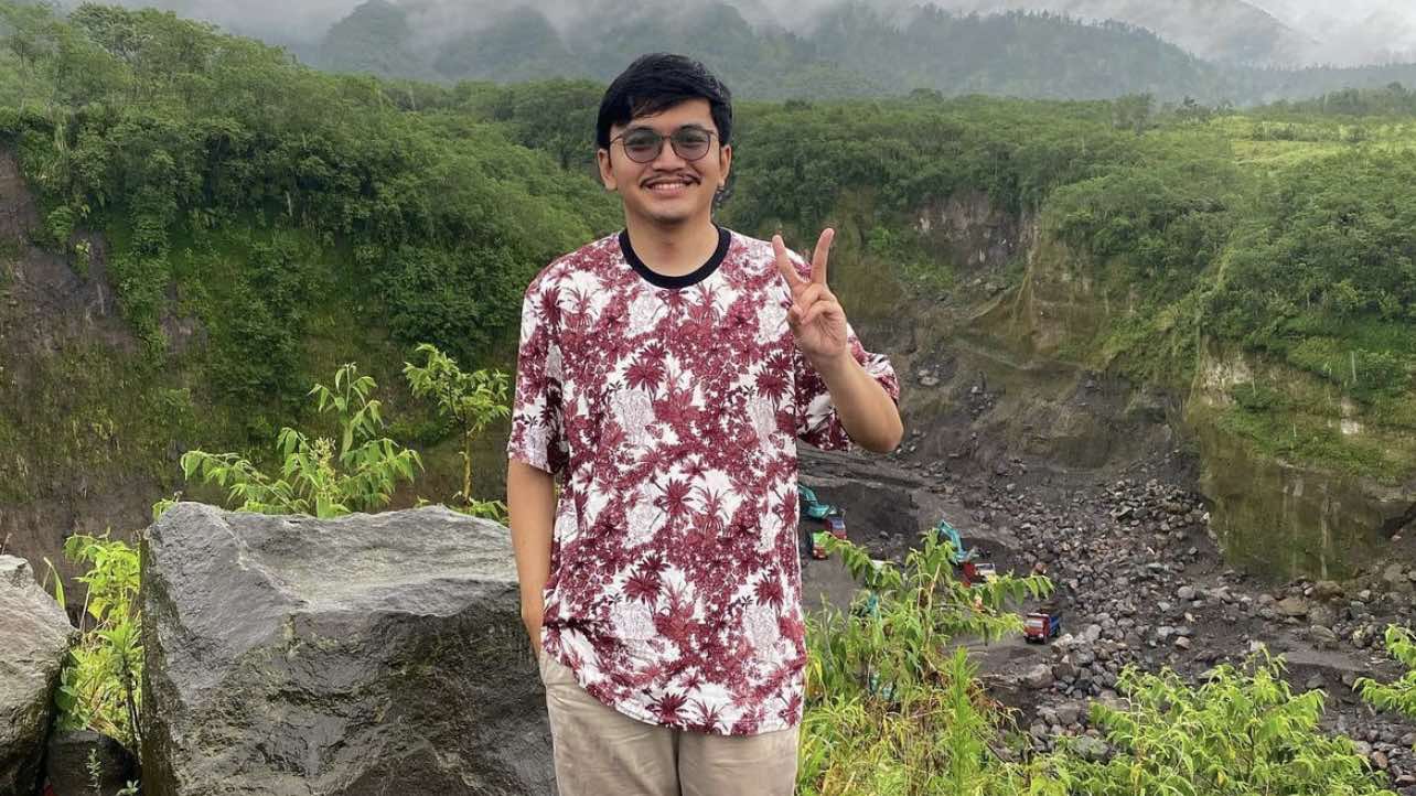 Profil dan biodata Mas Ade: Analis juara dunia, streamer papan atas ...