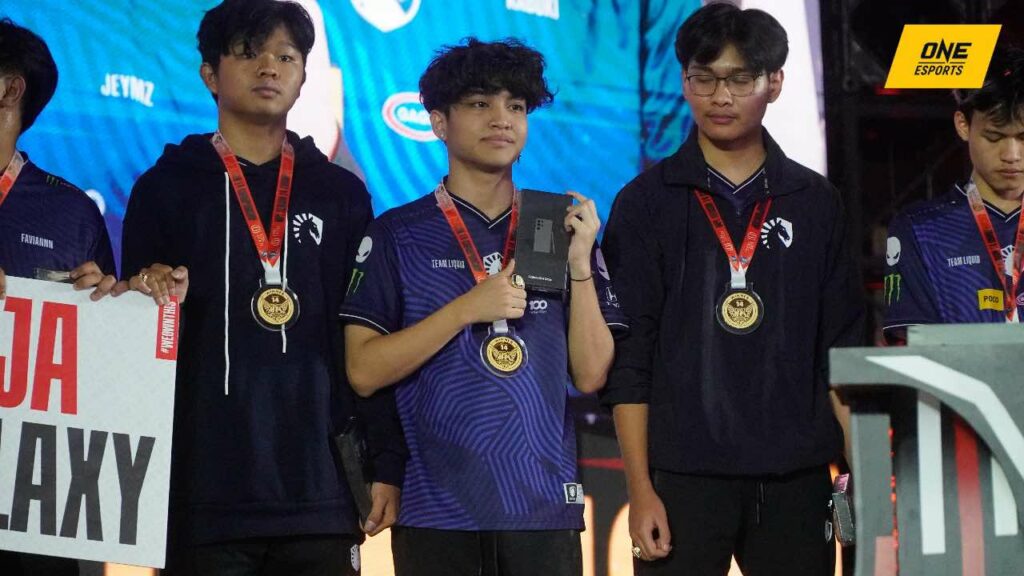 Mas Ade dan DeanKT sepakat: Jangan tarik penjoki jadi pro player | ONE ...