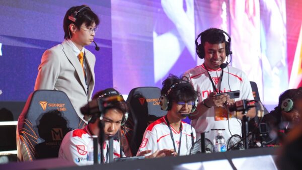 Alasan Falcon Esports lepas Fredrinn Mobazane 3 kali | ONE Esports ...