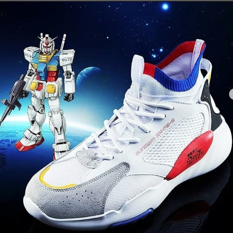 Rayakan ulang tahun siaran ke-40, Gundam luncurkan dua sepatu tematik ...