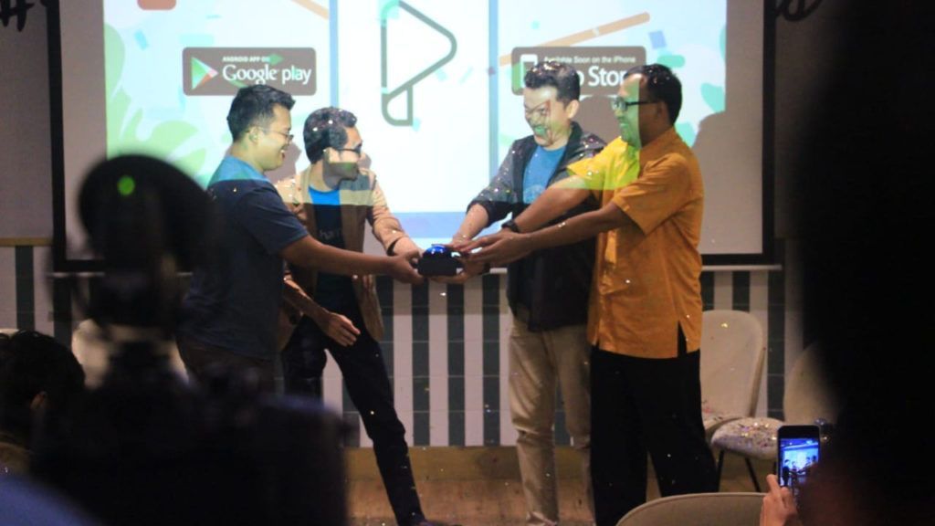 Main game di smartphone? tentu! Belajar di smartphone seseru main game ...