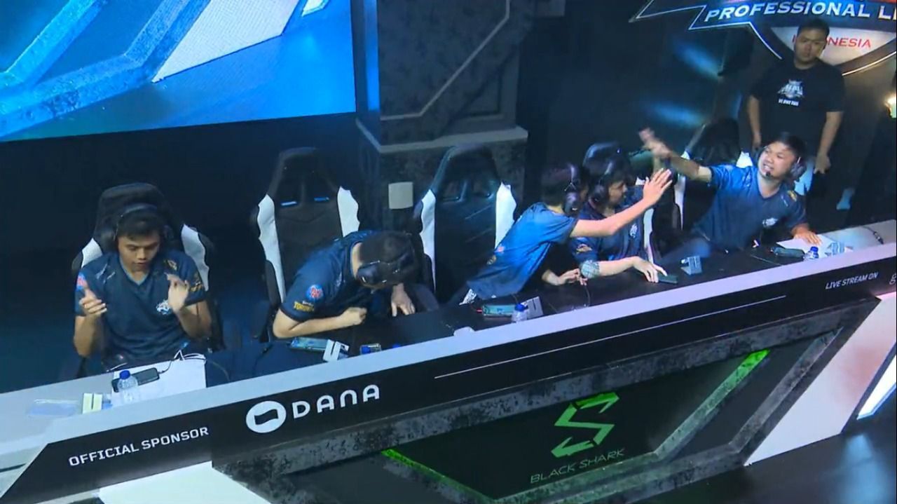 Wann MANIAC! Akhirnya Evos gulingkan RRQ | ONE Esports Indonesia