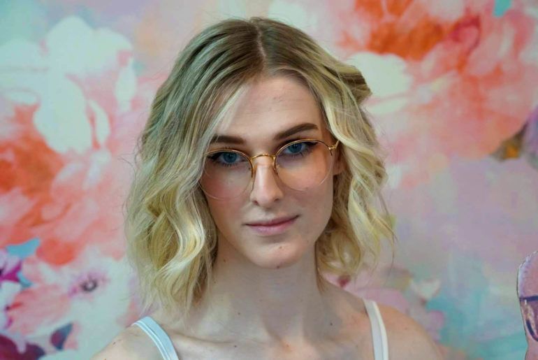 Streamer cantik Annie Roberts pensiun dari Overwatch | ONE Esports ...