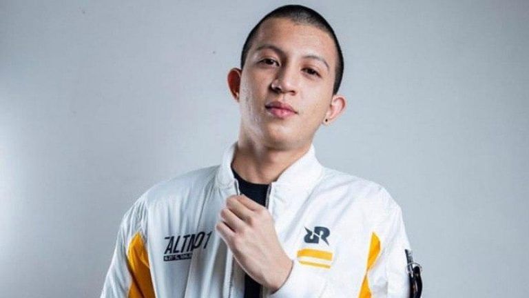 Xinnn, raja alien di RRQ Hoshi | ONE Esports Indonesia